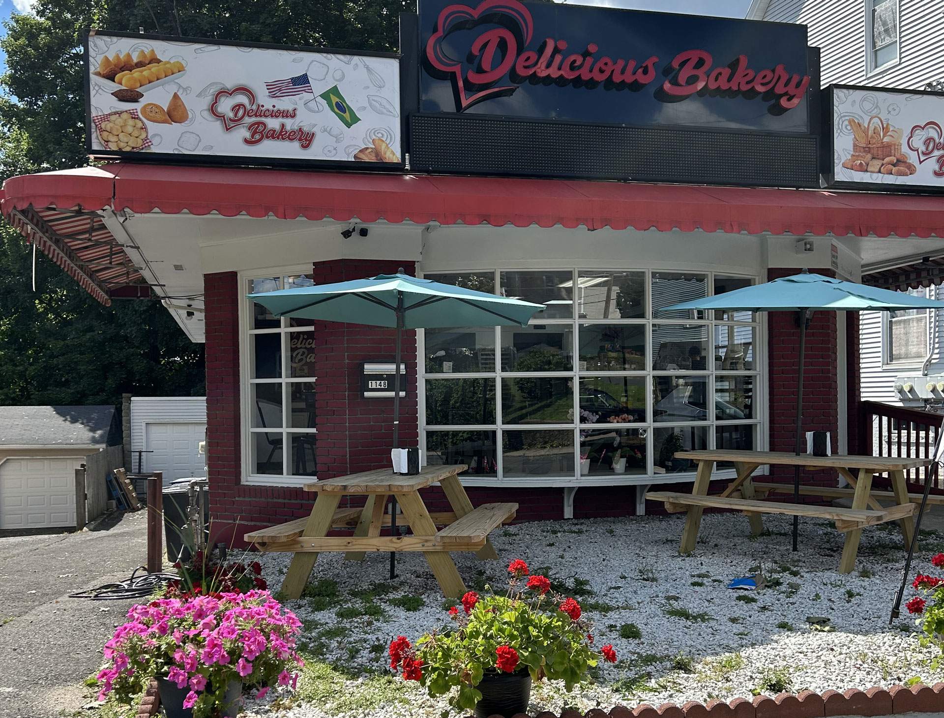 Delicious Bakery | 1148 Baldwin St, Waterbury, CT 06706